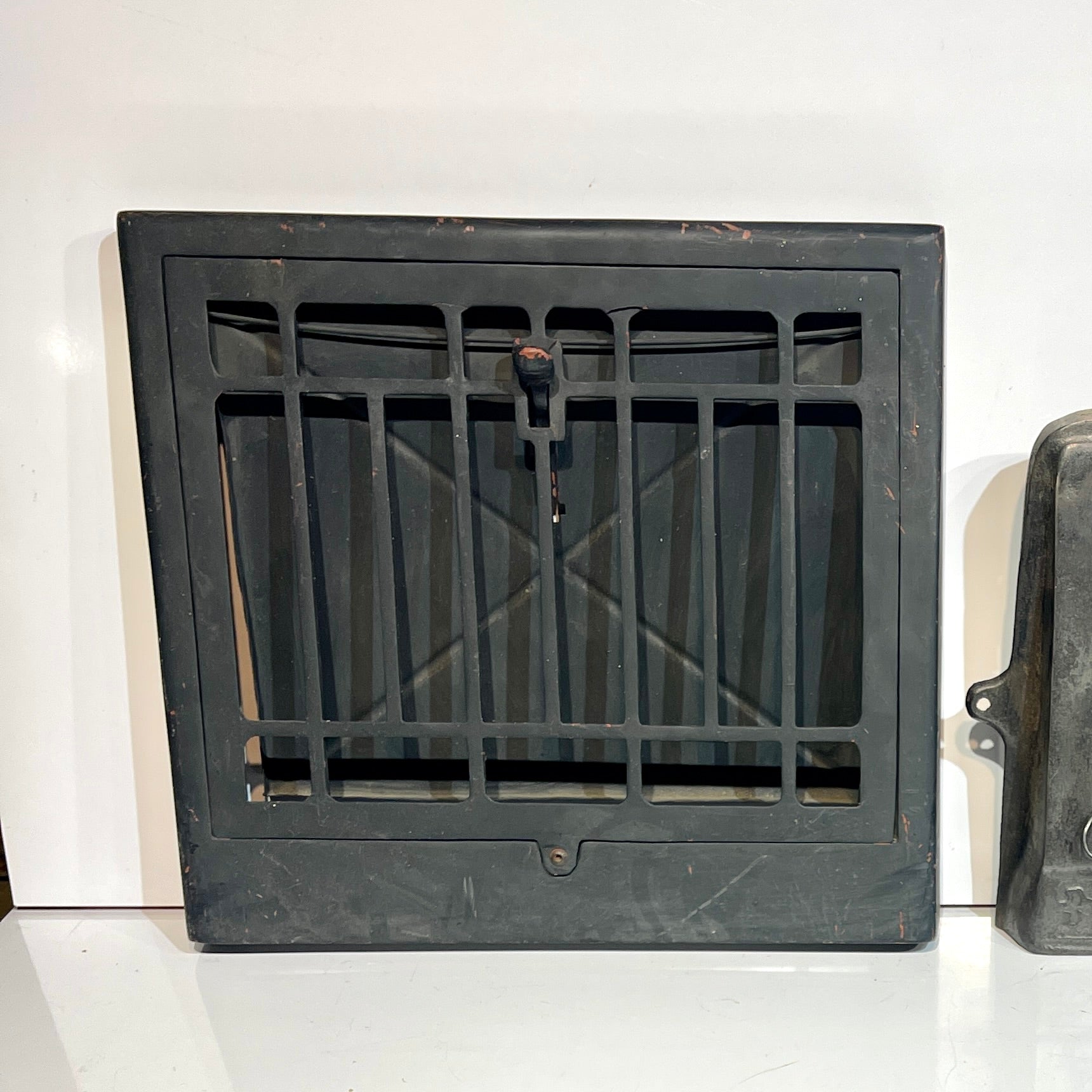 Oversized Wall Grate – Salvage-Garden
